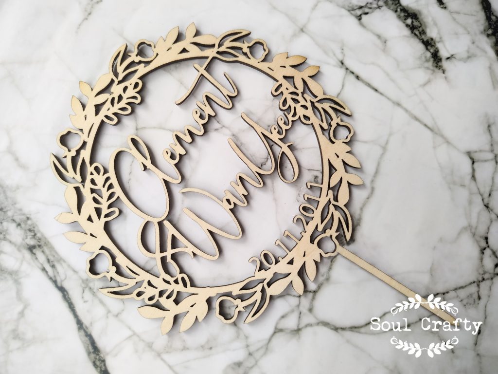 Personalized flower wreath wooden cake topper, cake topper name, topper ...